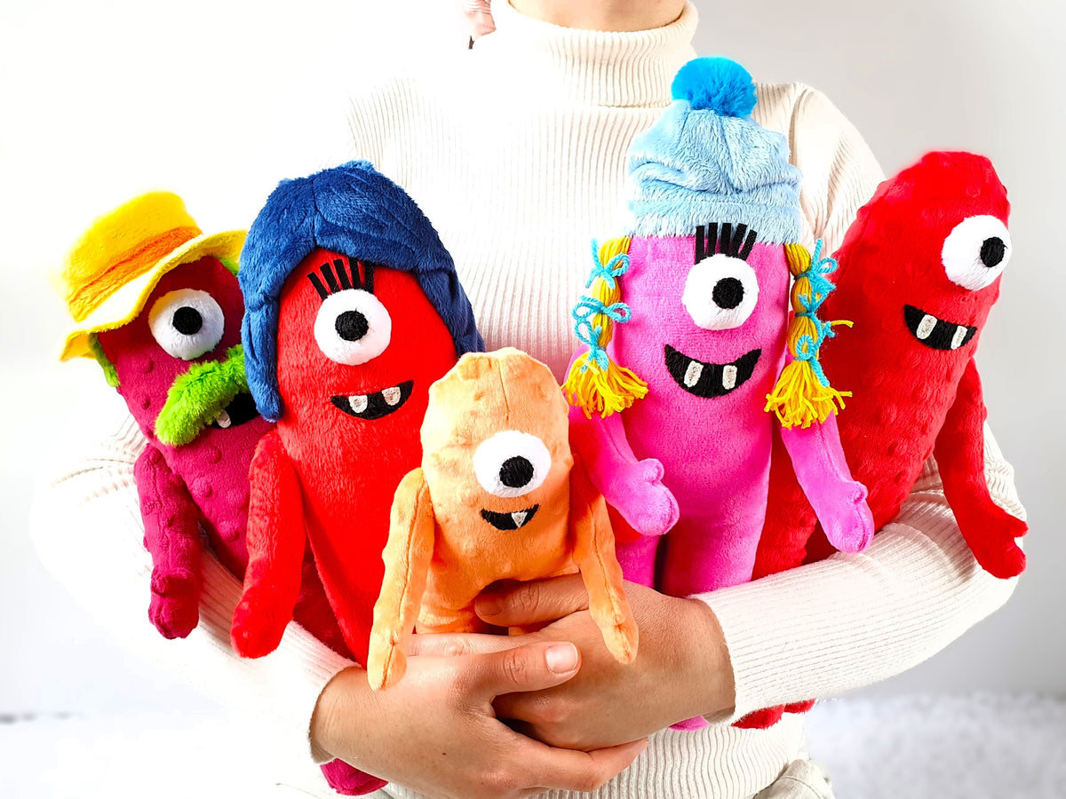 Handmade custom Muno´s Family plushies – AnnushkaToys Custom plush